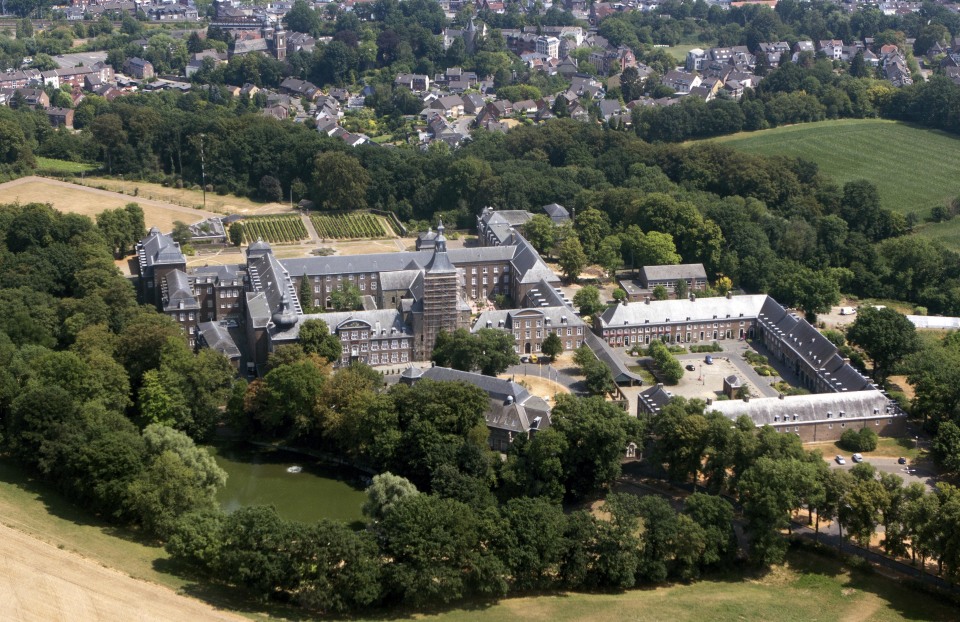 Vergaderen bij Abdij Rolduc in Kerkrade | WaarVergaderen.nl